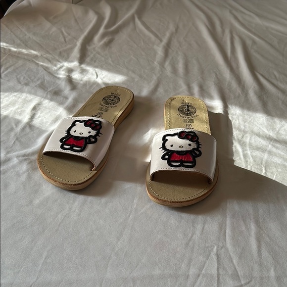 leslys huaraches | Shoes | Hello Kitty Slide Sandals With White Strap ...
